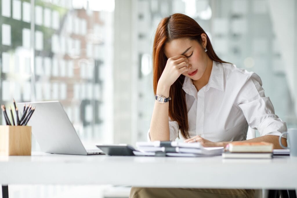 When you're officially burnt out at work, you start doing these 12 things