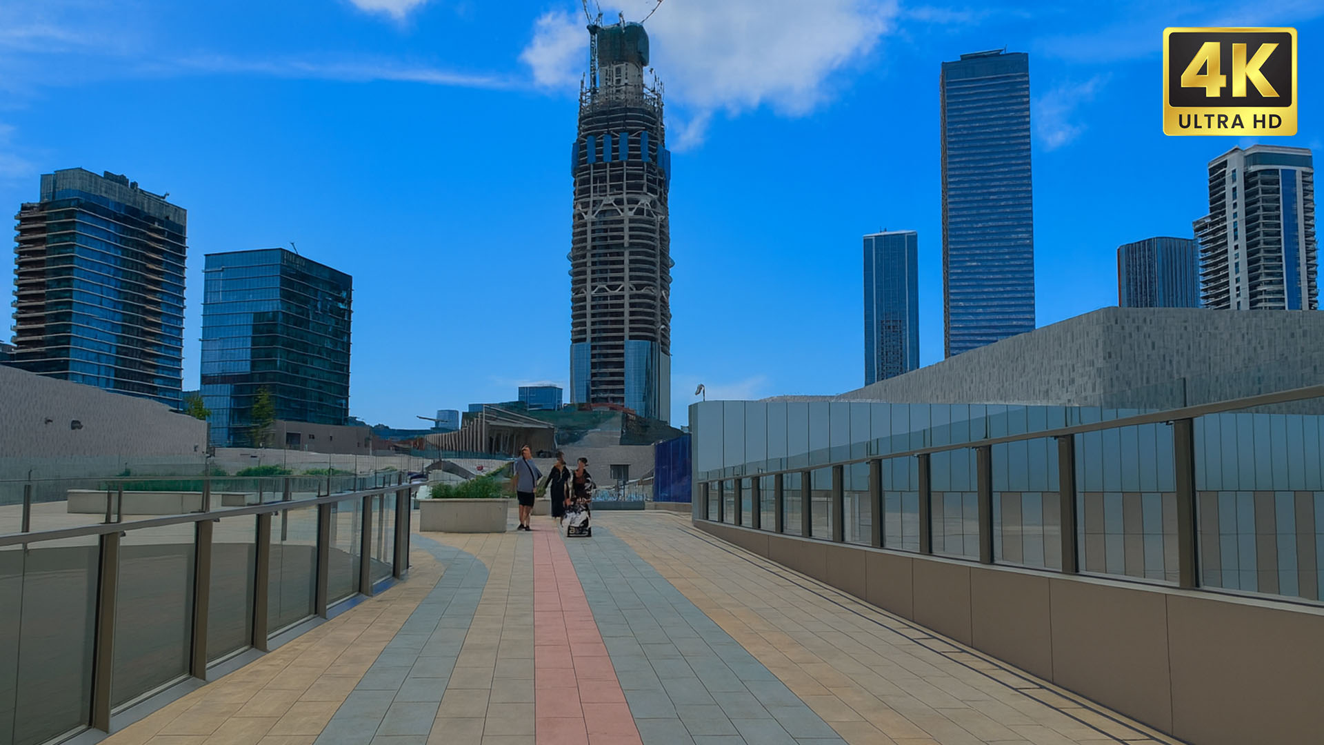 Walking Shenzhen’s Ship-Shaped Retail Mall – China 4K