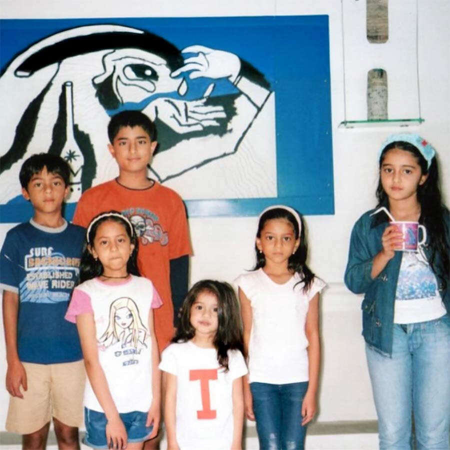Aryan Khan's Adorable Childhood Pics With Ananya Panday & Shanaya ...