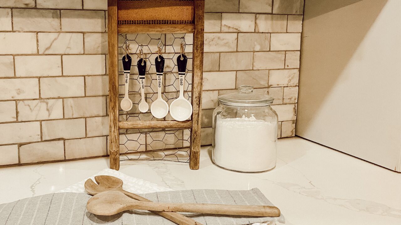 Measuring Spoon Rack