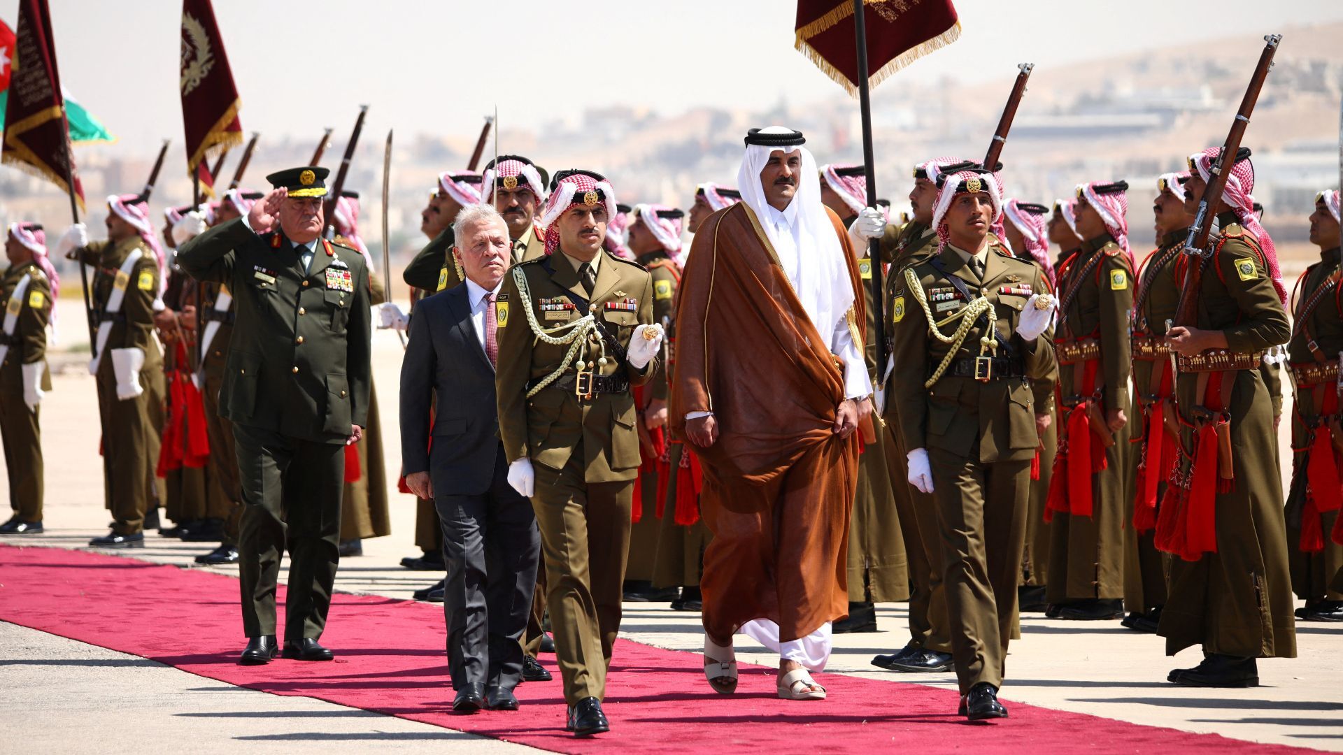 Regional issues, Gaza war discussed during Qatar-Jordan meeting in Amman