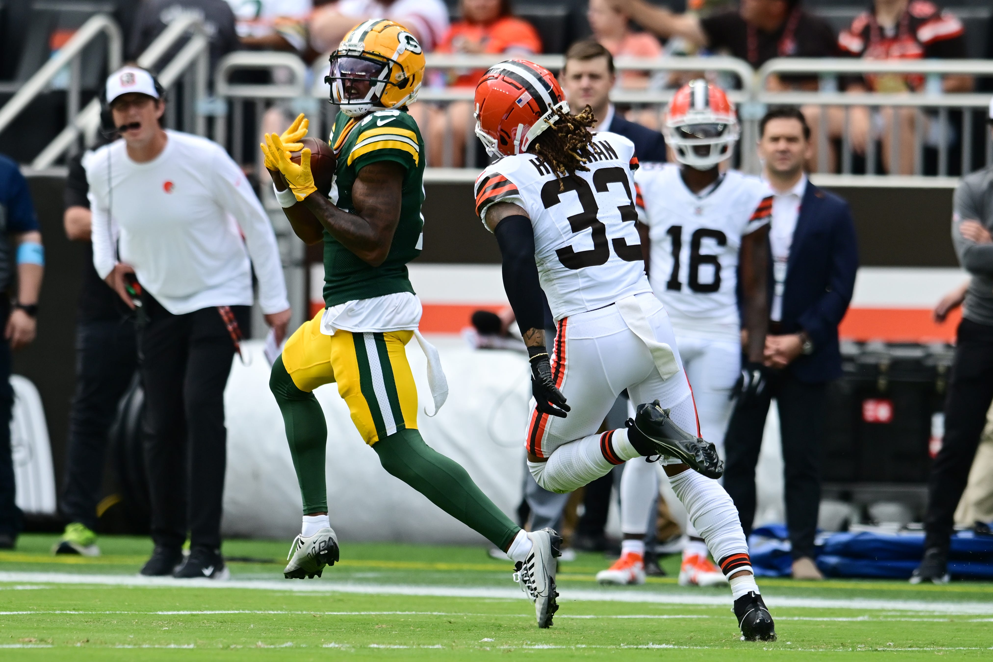 What channel is Browns vs Packers game on TV today? Start time, NFL ...