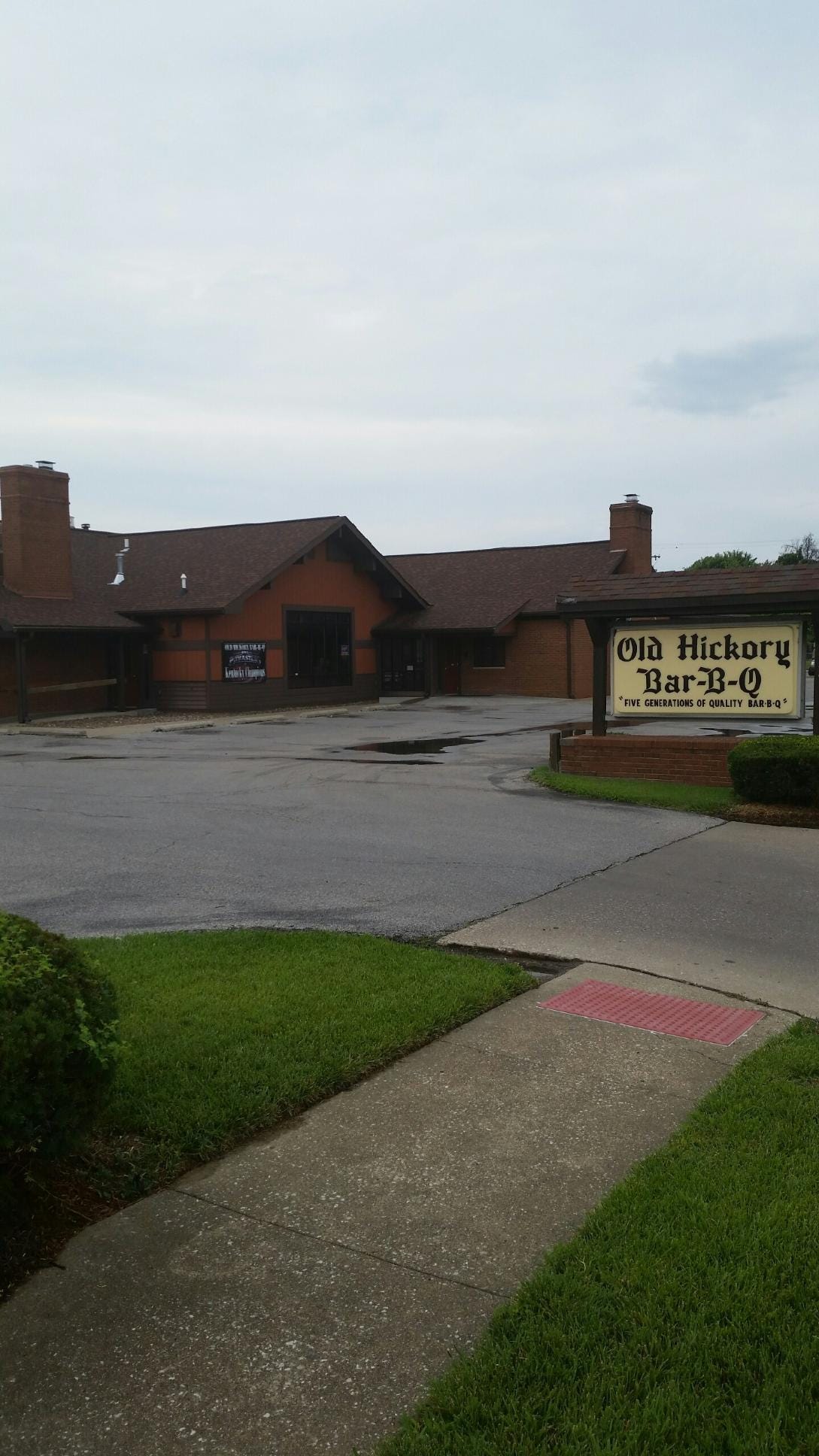 Southern Living names this popular Kentucky BBQ spot as one of Top 50 in US