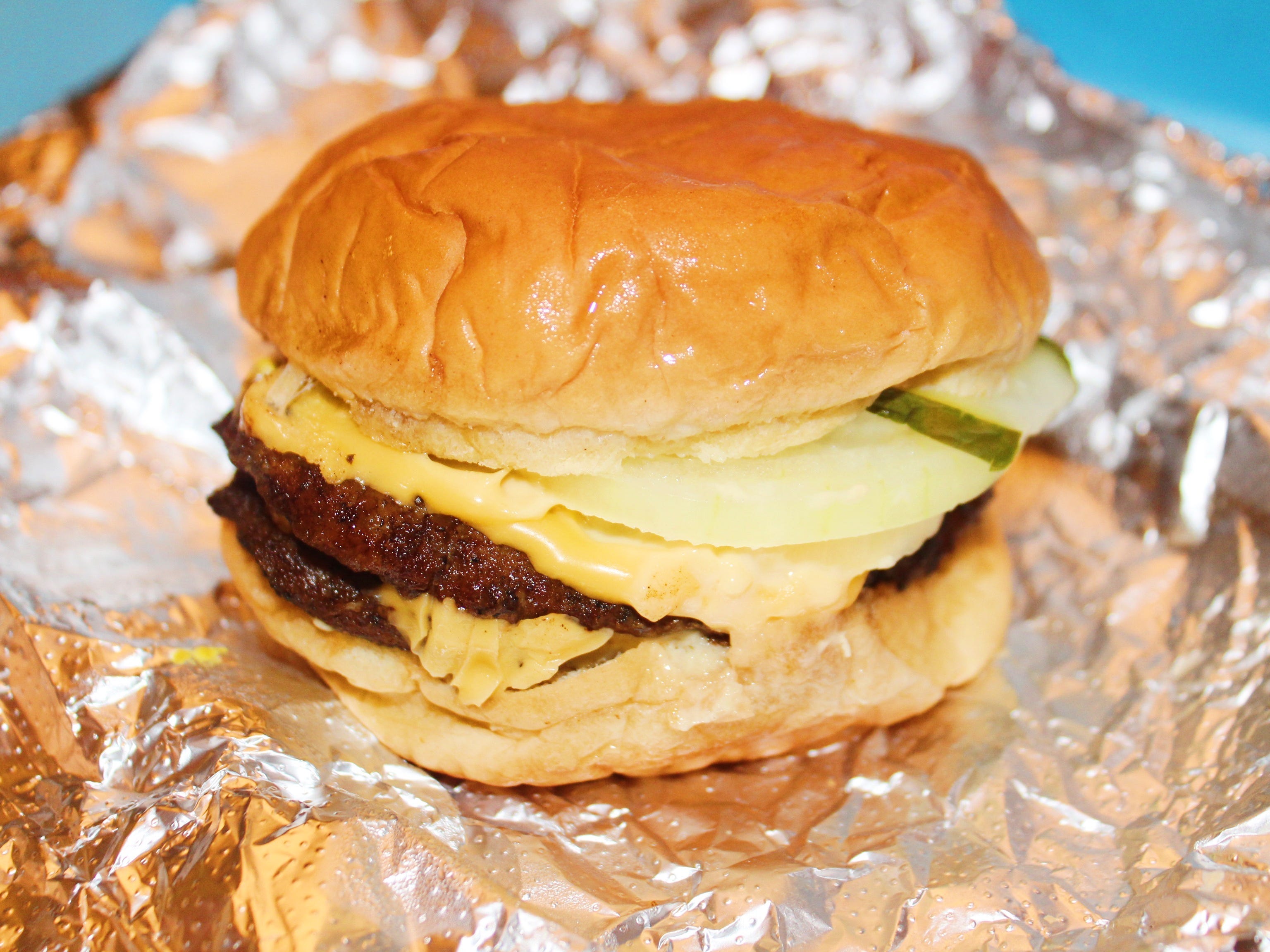 I ranked 13 fast-food double cheeseburgers from worst to best. My ...