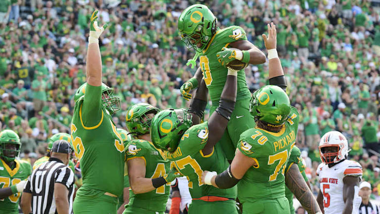 Oregon Freshman Jordon Davison's Surprising Rank For Rushing Touchdowns