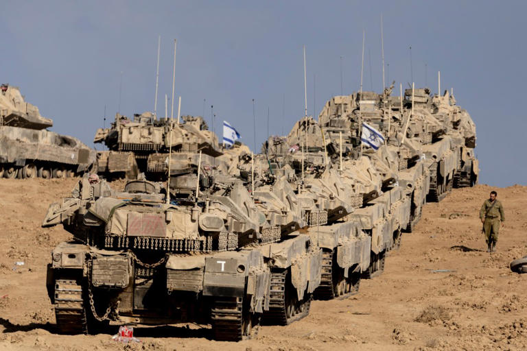 Israeli tanks advance on Gaza, military opens new evacuation route amid ...