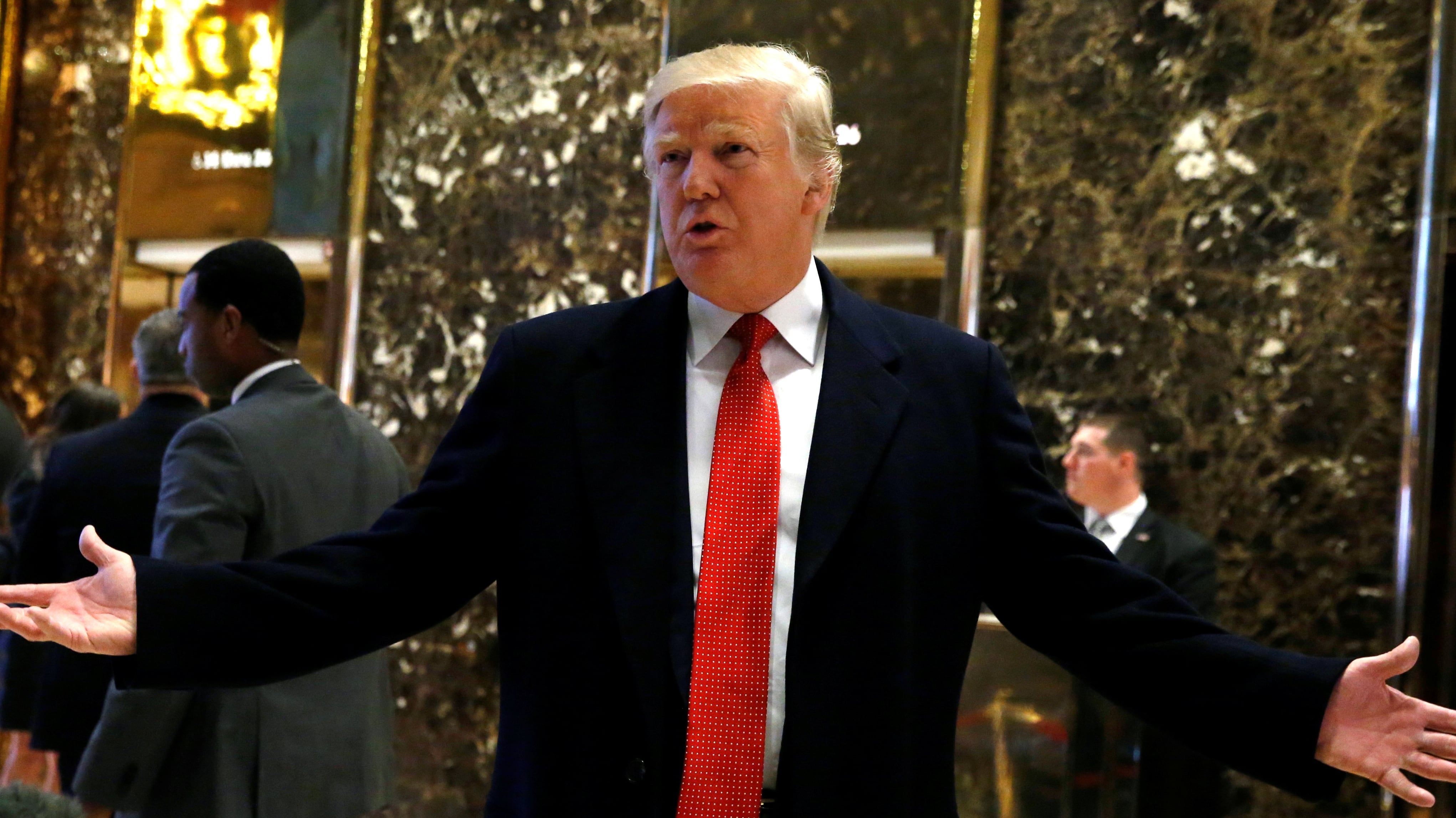 Top Trump Aide Ditches the White House