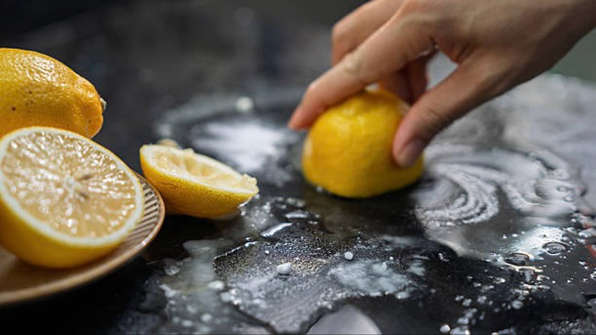 Surfaces Experts Say You Should Never Clean With Lemon
