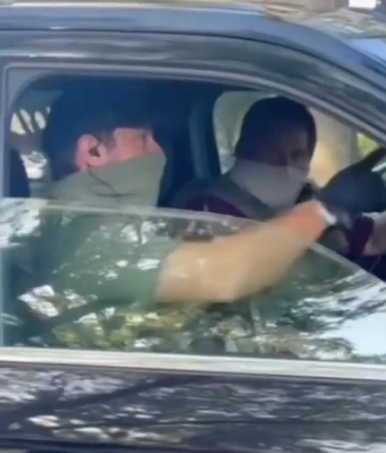 Dem lawmaker crying over masked ICE agents in Chicago ‘needs help ...