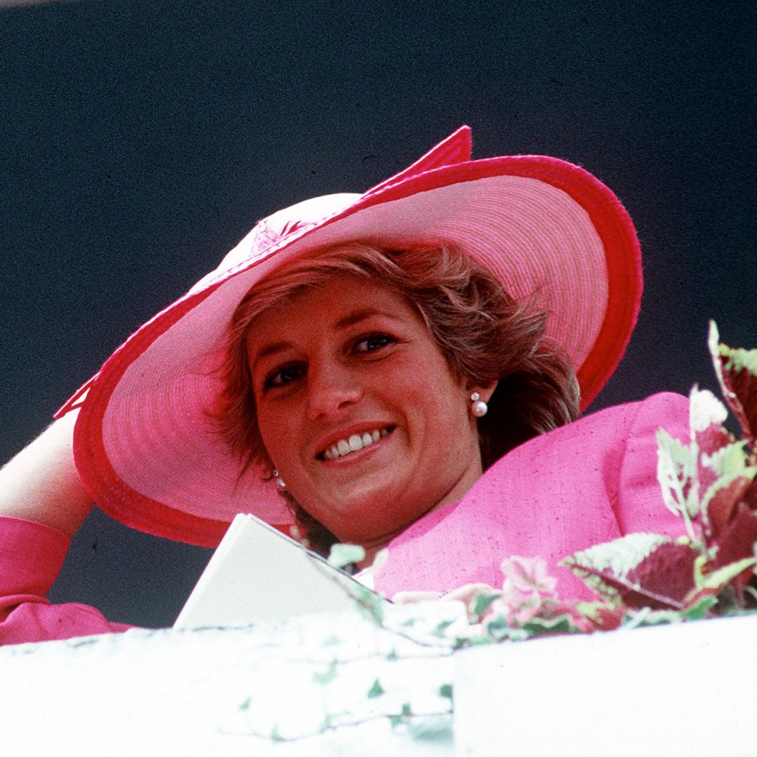 Royal Butler Says Princess Diana and Sarah Ferguson's Relationship ...