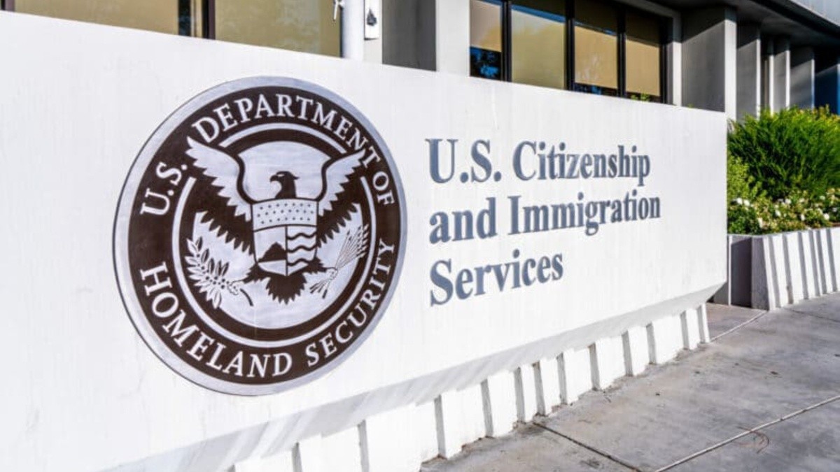 Trump’s new plan to change access to green cards: What employers need ...