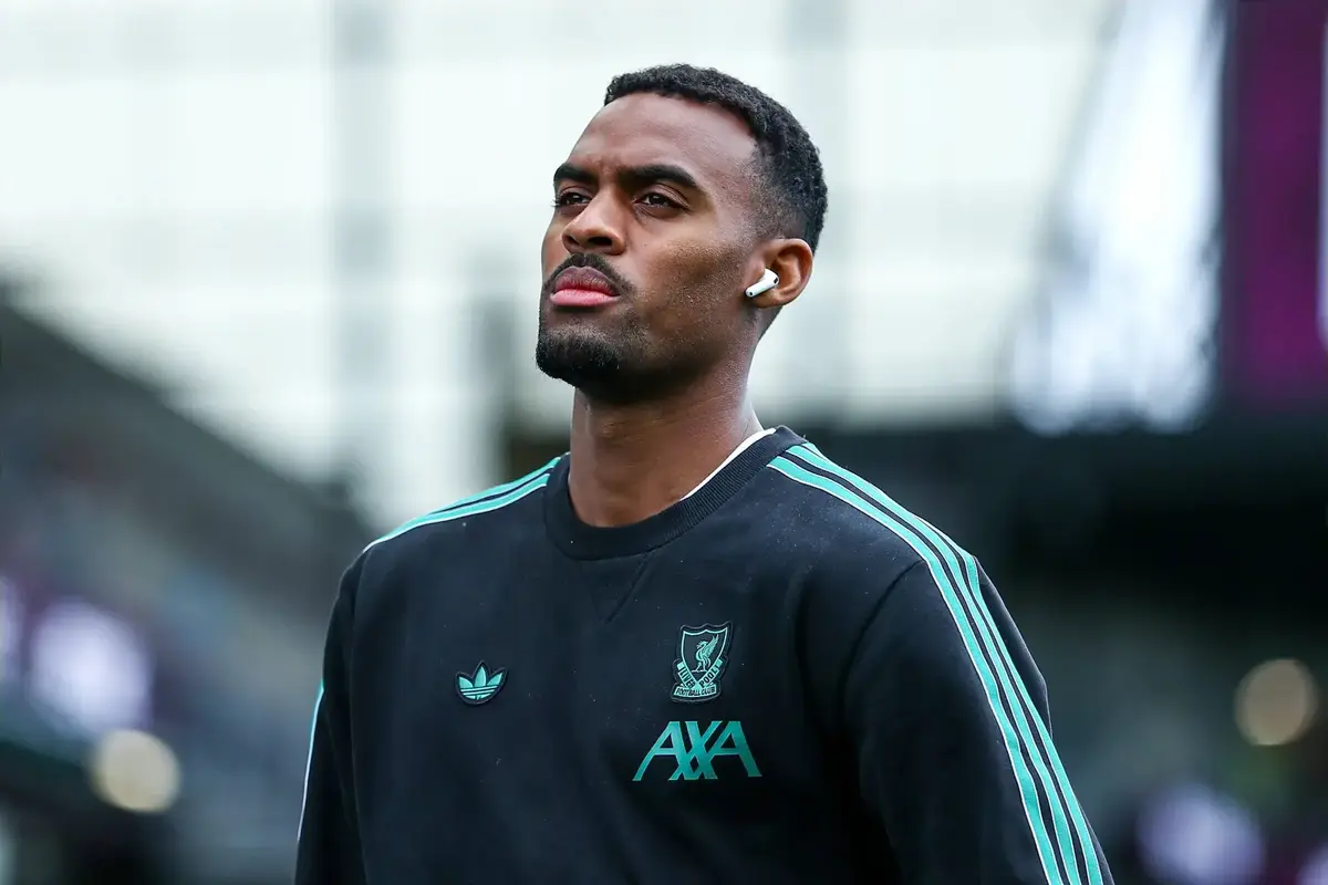 Dutch journalist takes aim at Ronald Koeman for Ryan Gravenberch snub