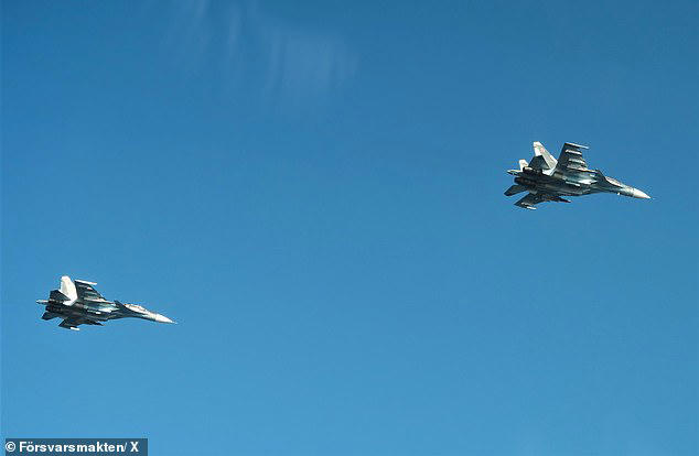 Moment NATO jets intercept Russian SU-30 warplanes carrying supersonic ...