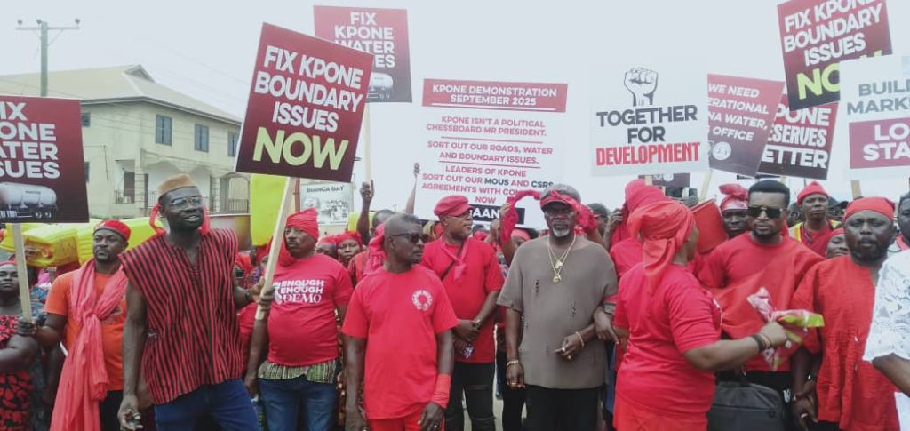 Kpone Okpokli youth demonstrate over bad road and persistent water crisis