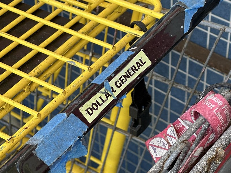 Dollar General Accused Of Overstuffing Warehouses, Overstocking Stores ...
