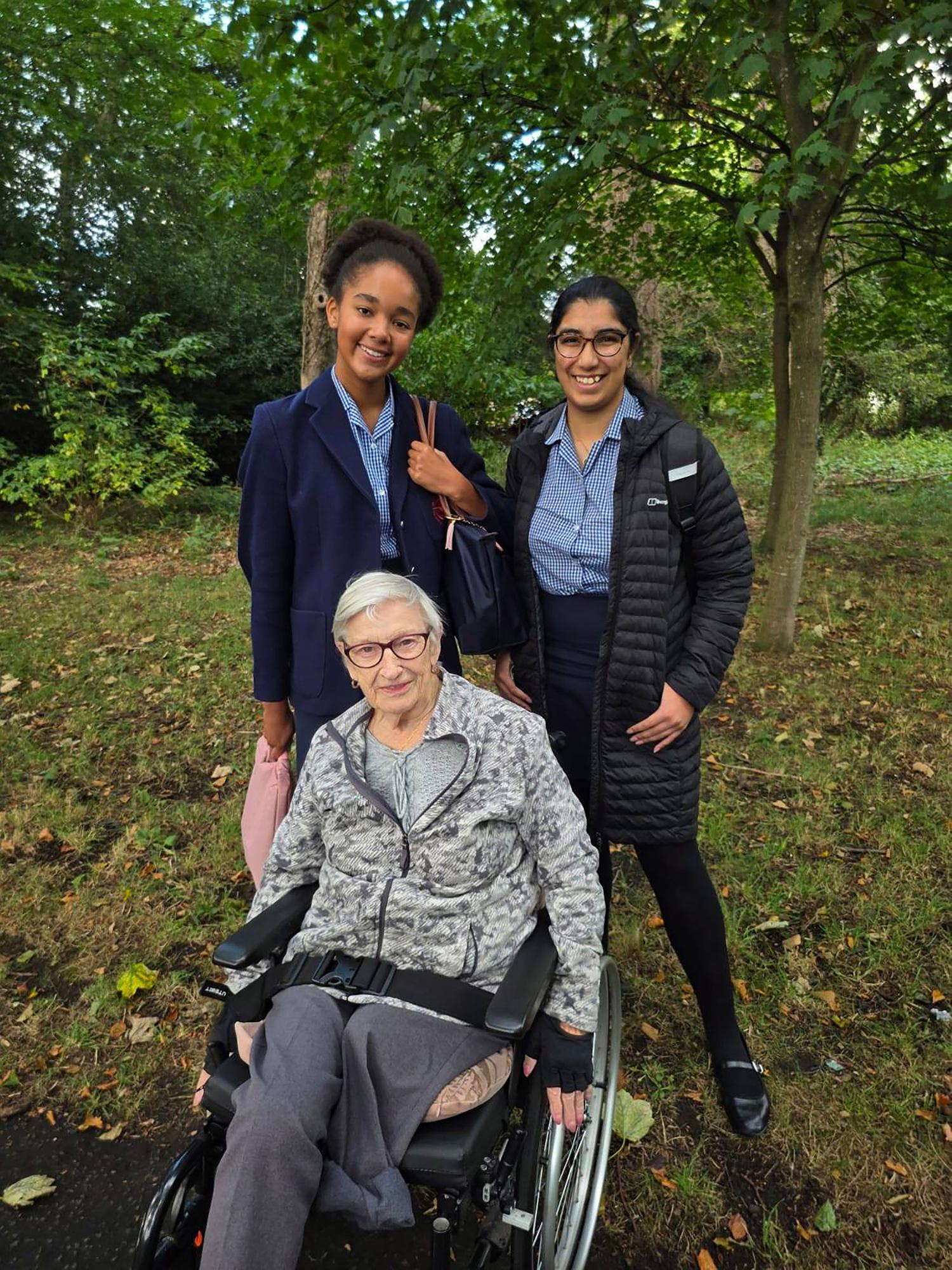 Bridging generations: Murrayfield House Care Home residents enjoy ...