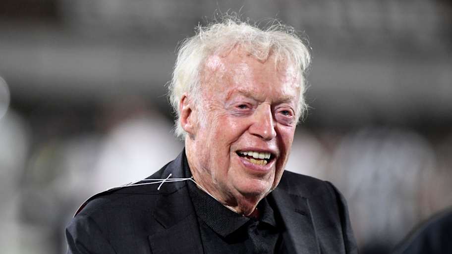 Why Oregon Ducks' Relationship with Nike, Phil Knight is Coolest in ...