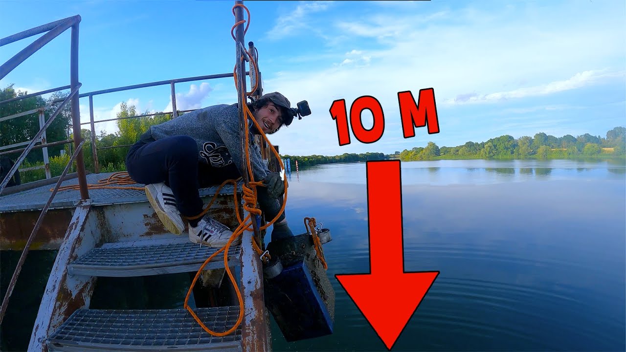 Pêche à l'aimant au sommet d'un ancien embarcadère