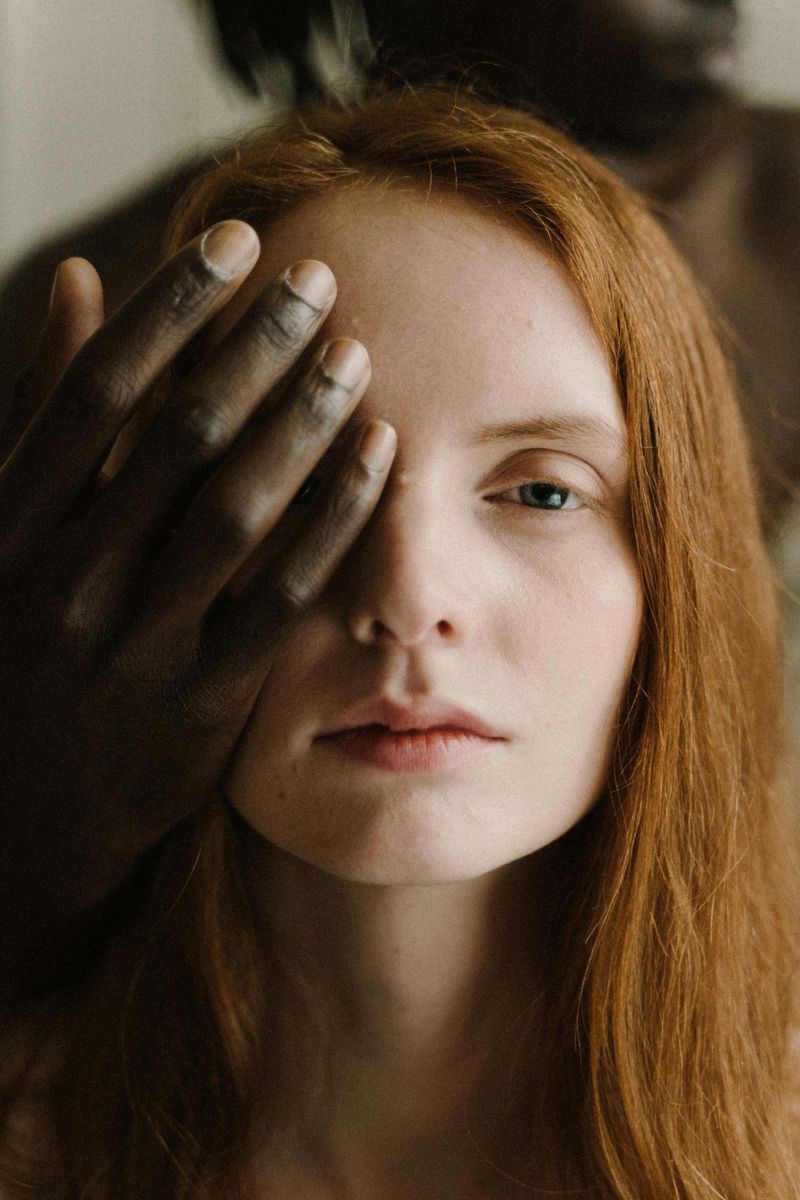 8 Signs You're Being Emotionally Blackmailed Without Realizing It