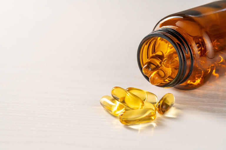Doctor Claims These 5 Supplements are Linked to Heart Attacks and Liver ...