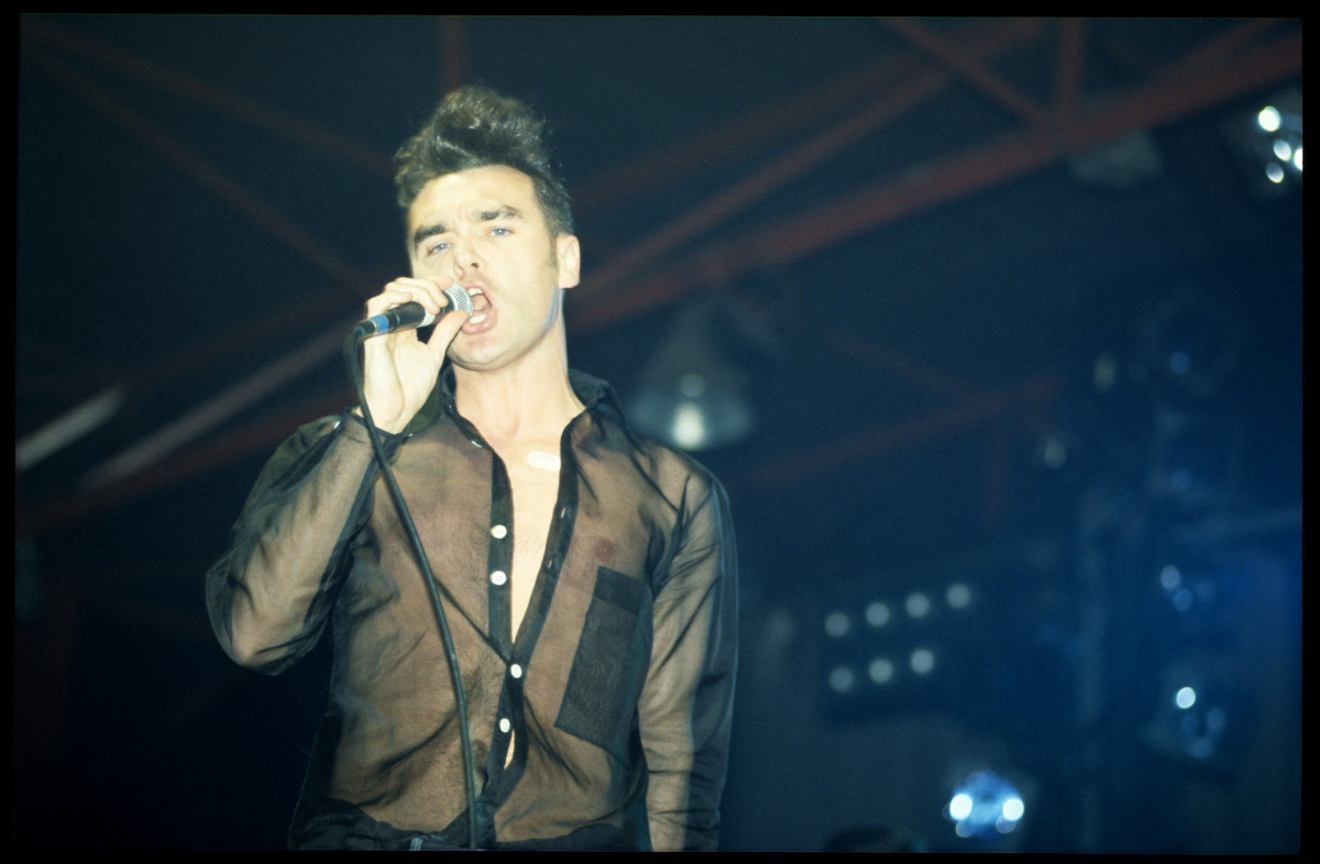 ‘80s Alt Legend, 66, Shocks Fans by Finally Playing ‘There Is a Light ...