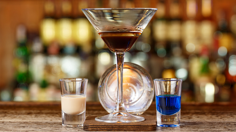 10 Delicious Mixers For Sambuca