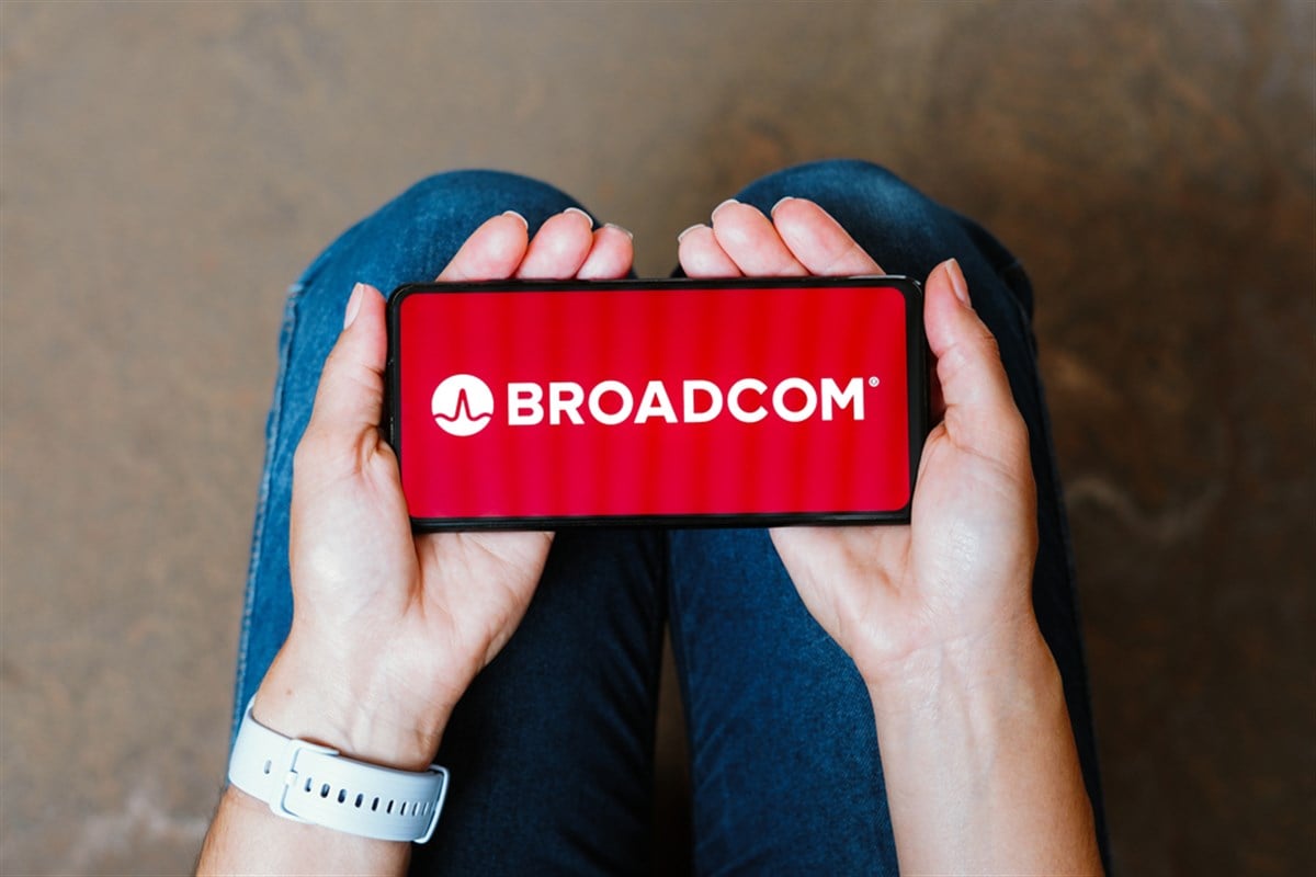 Broadcom Hits Record High After CEO Hock Tan AI Pay Package