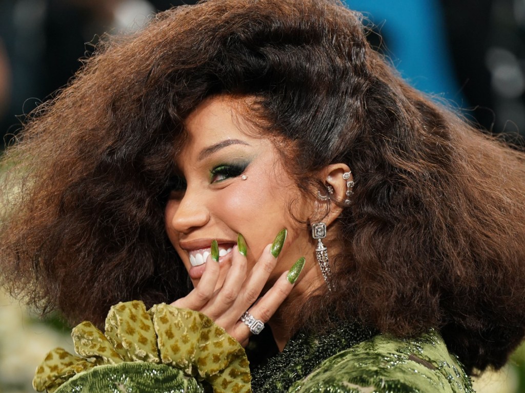 Cardi B Announces She's Having Baby No. 4 With a Surprising New Man ...