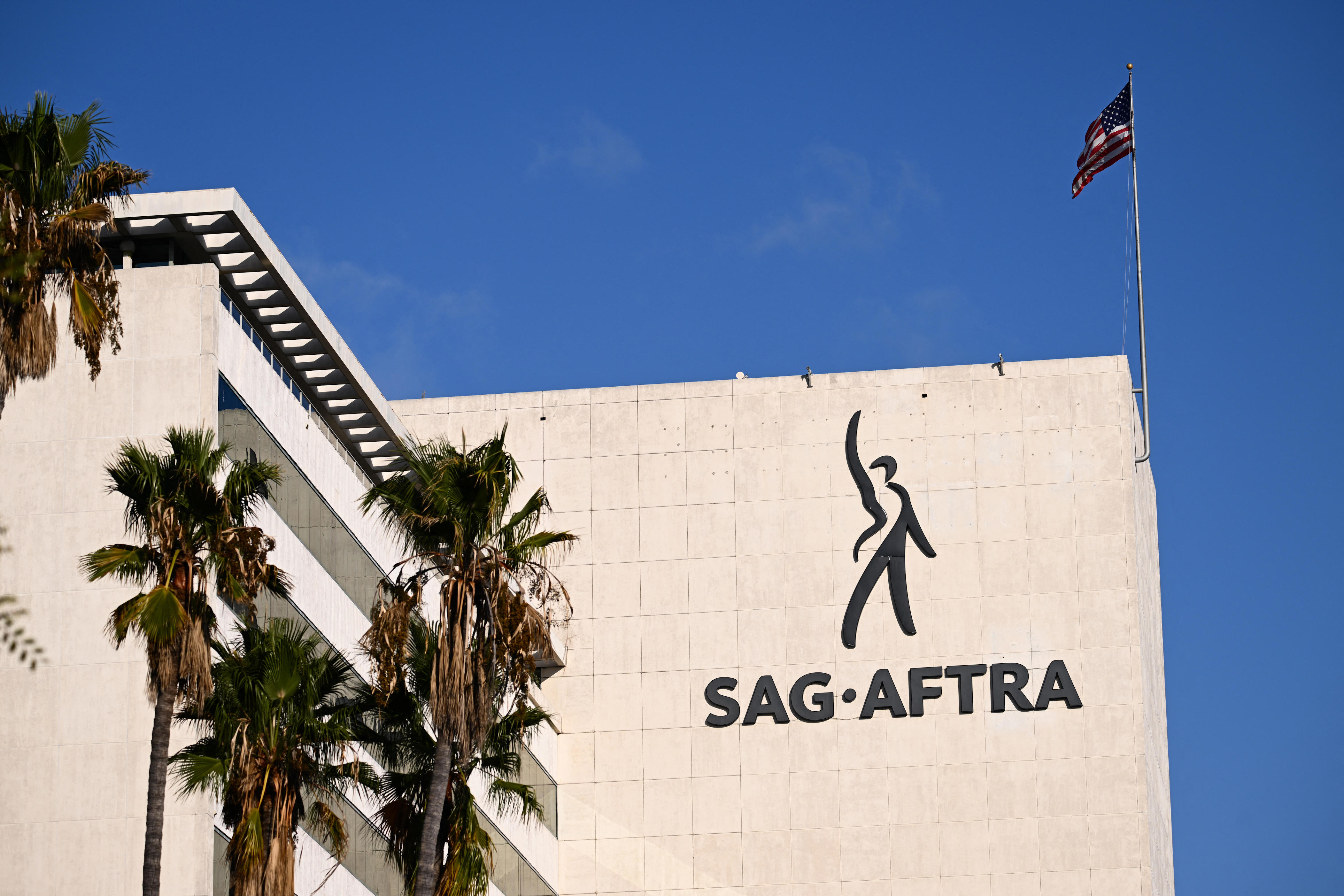 SAG-AFTRA Launches 'Robin Hood' Fund for Streaming Income
