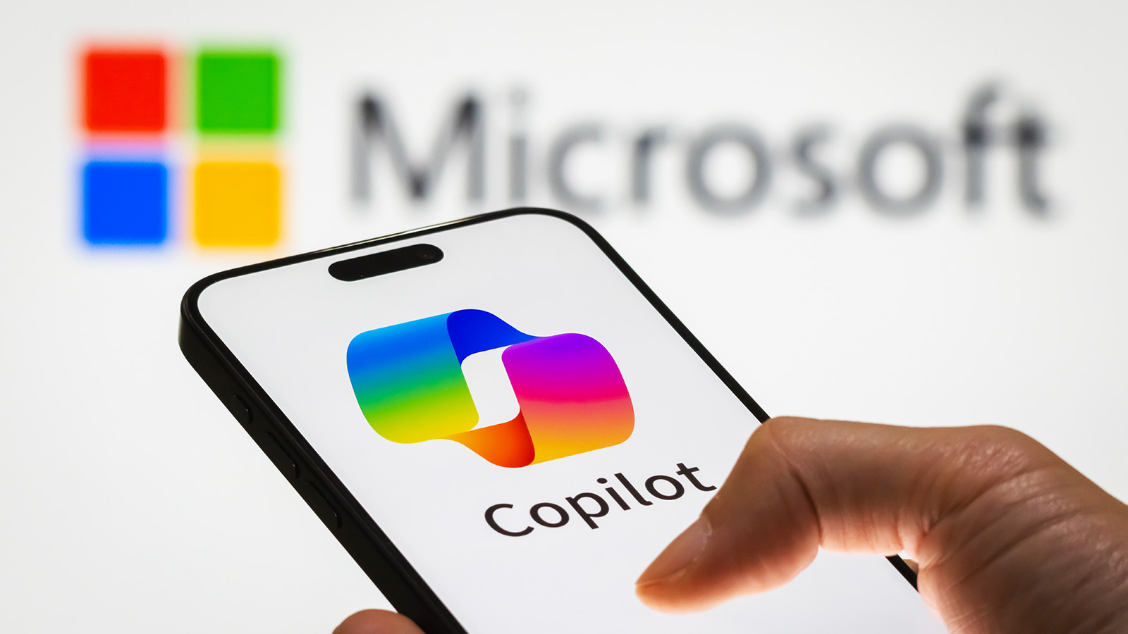 Microsoft to Build Copilot Into Microsoft 365 Subscriptions