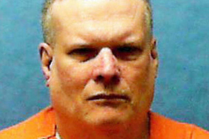 Death Row triple murderer's final meal as he dines on meaty combo ...