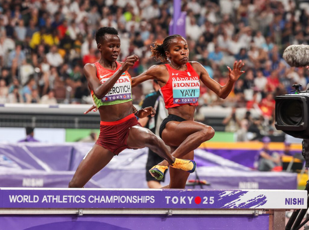 Cherotich phá kỷ lục 3000m vượt chướng ngại vật