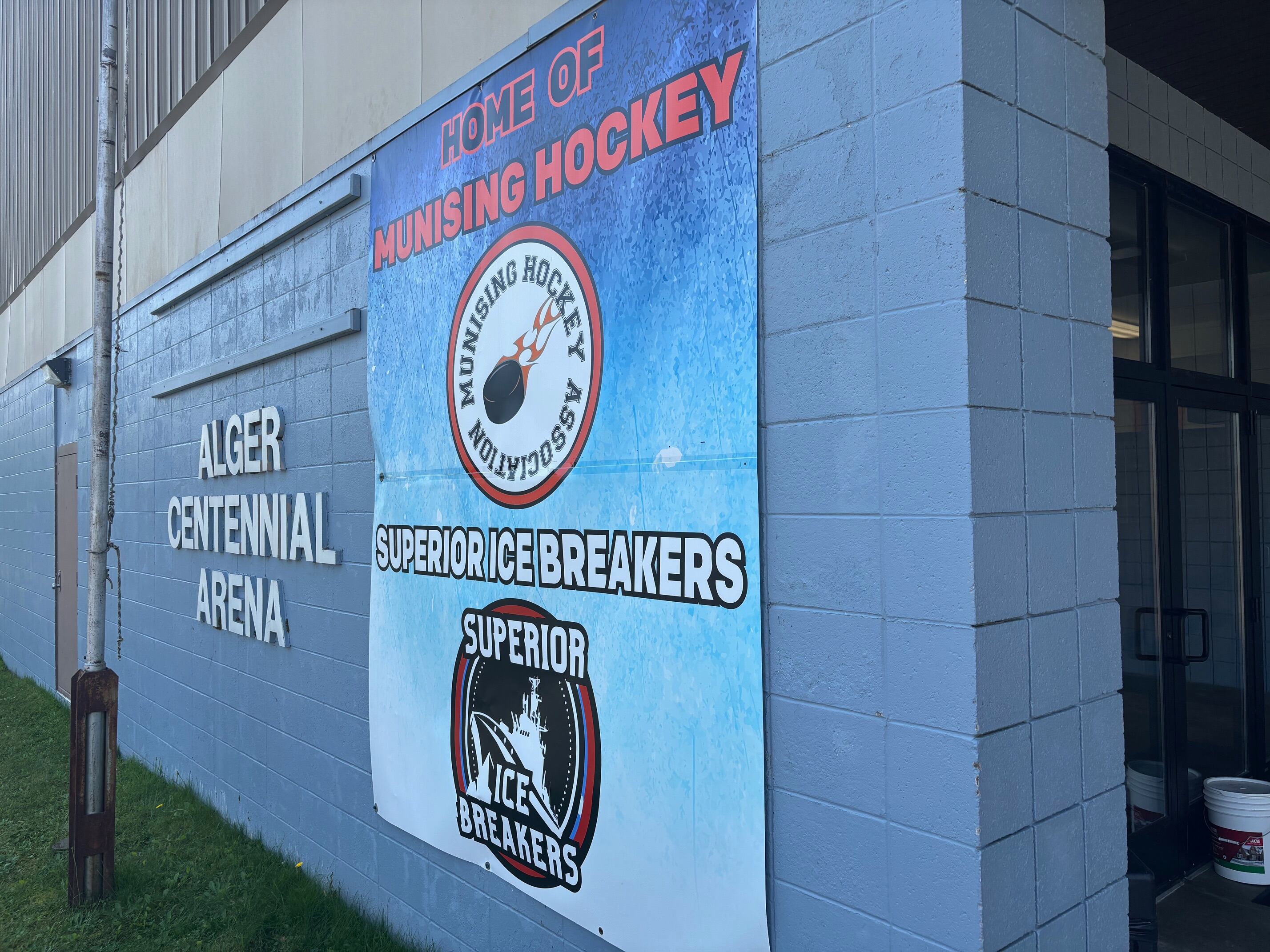 Learn to Skate for free with Munising Hockey Association