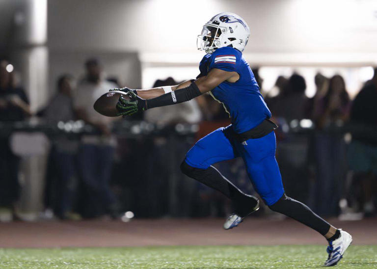 Vote now for The News Tribune's Boys Athlete of the Week (Sept. 22 to 27)