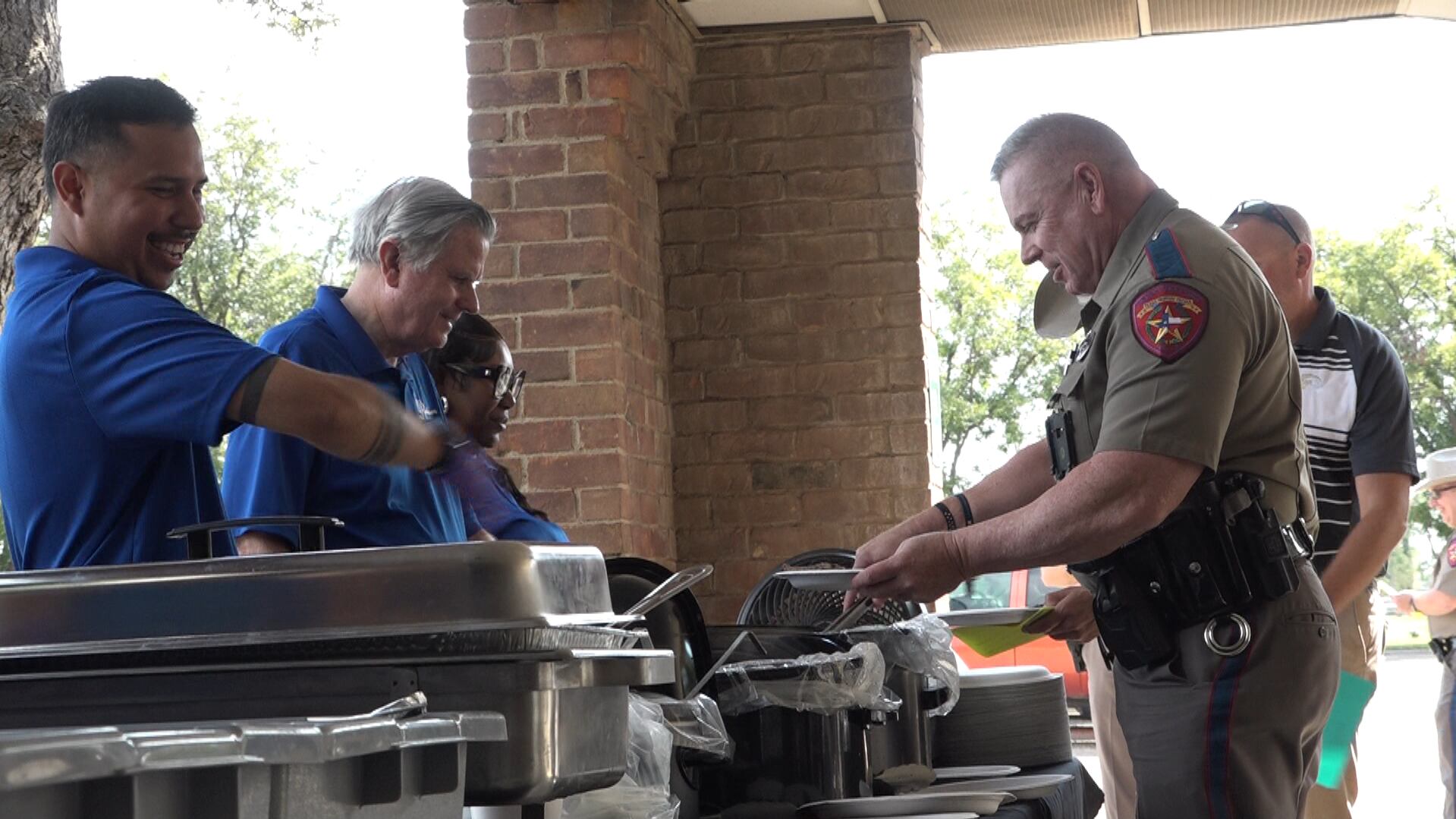 Celebrating law enforcement officers, one plate at a time