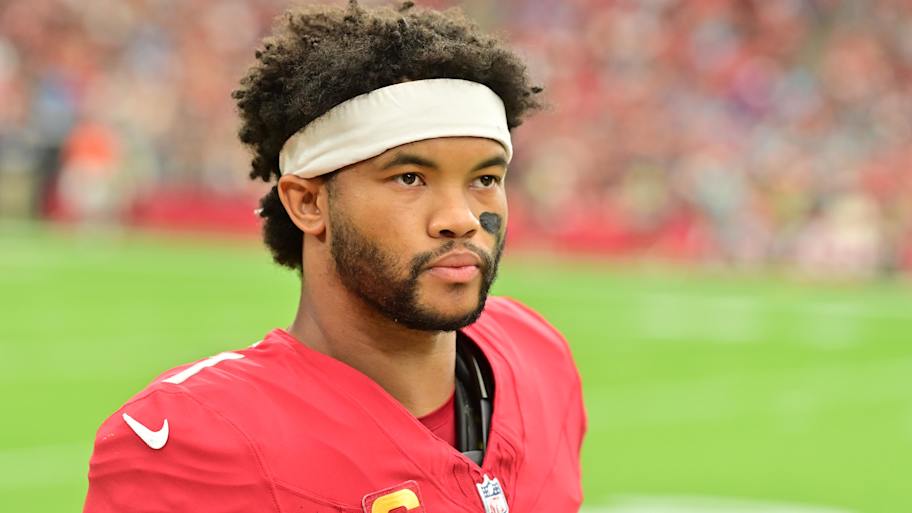 Kyler Murray Issues Apology for Controversial Photo Posing With His Dog