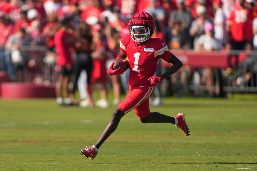 Chiefs WRs Xavier Worthy, Jalen Royals on track to play Week 3