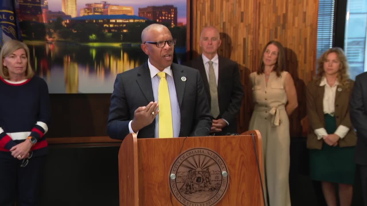 Omaha Mayor John Ewing Jr. announces details for Terence 'Bud' Crawford ...