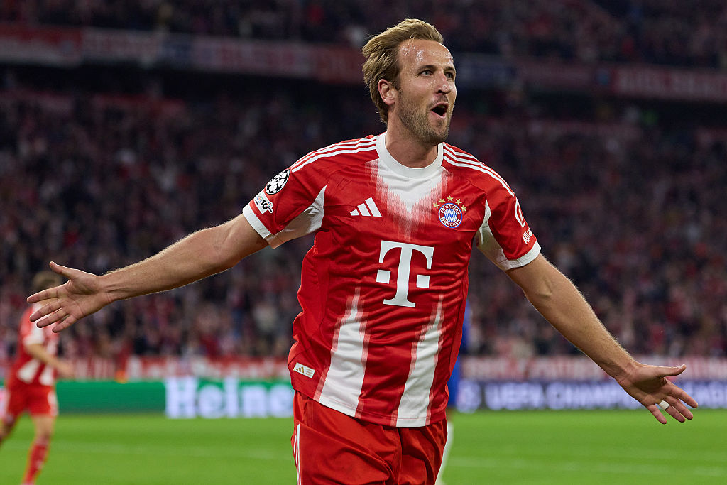 Kane breaks Beckham Champions League record