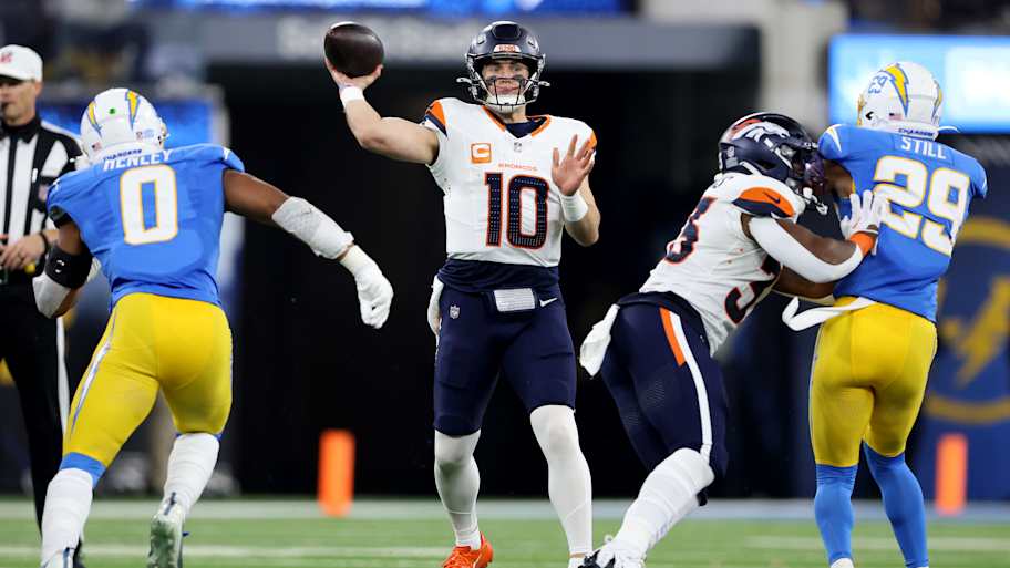 Broncos' defense has obvious plan of attack against Chargers in Week 3