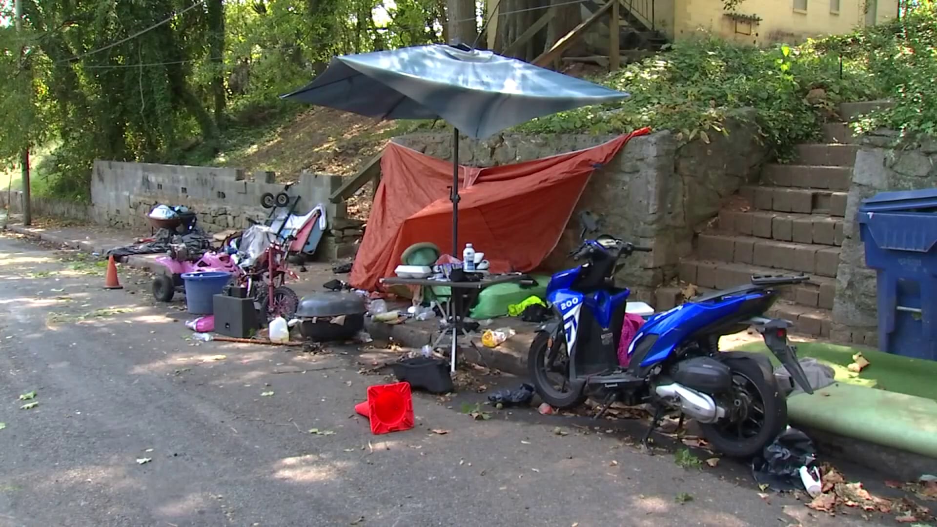 Atlanta homeowners complain about homeless encampments in neighborhood