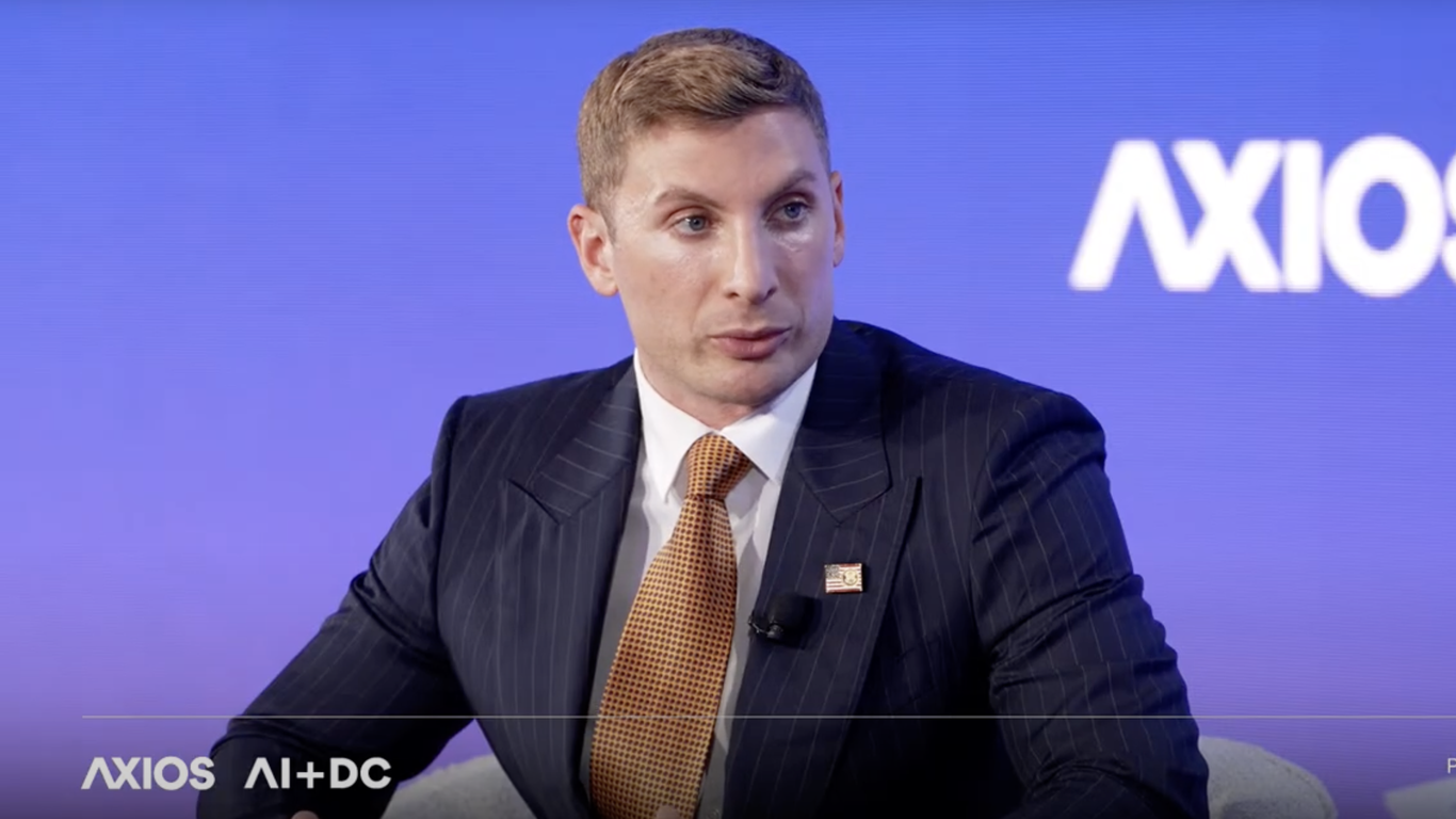 Exclusive: White House adviser says AI won't spark unemployment