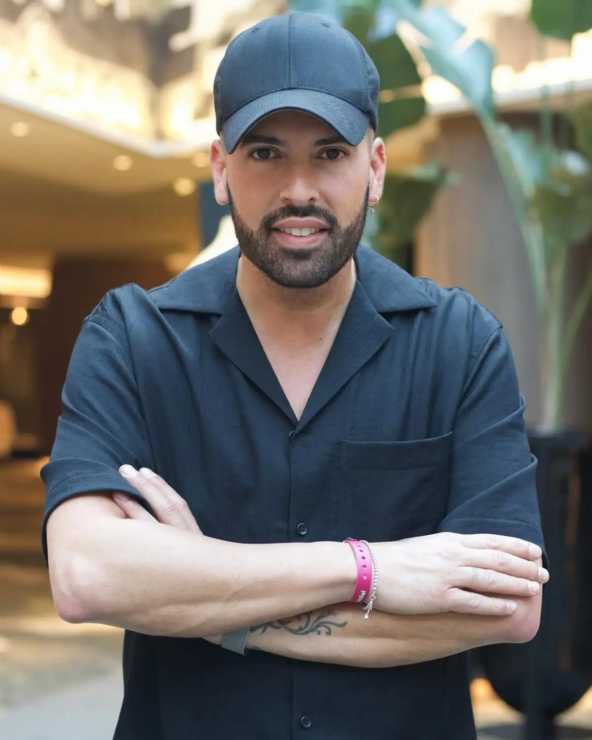 Rafael Bueno, peluquero de las famosas: “Lo ideal es lavar el cabello con agua tibia y un último ...