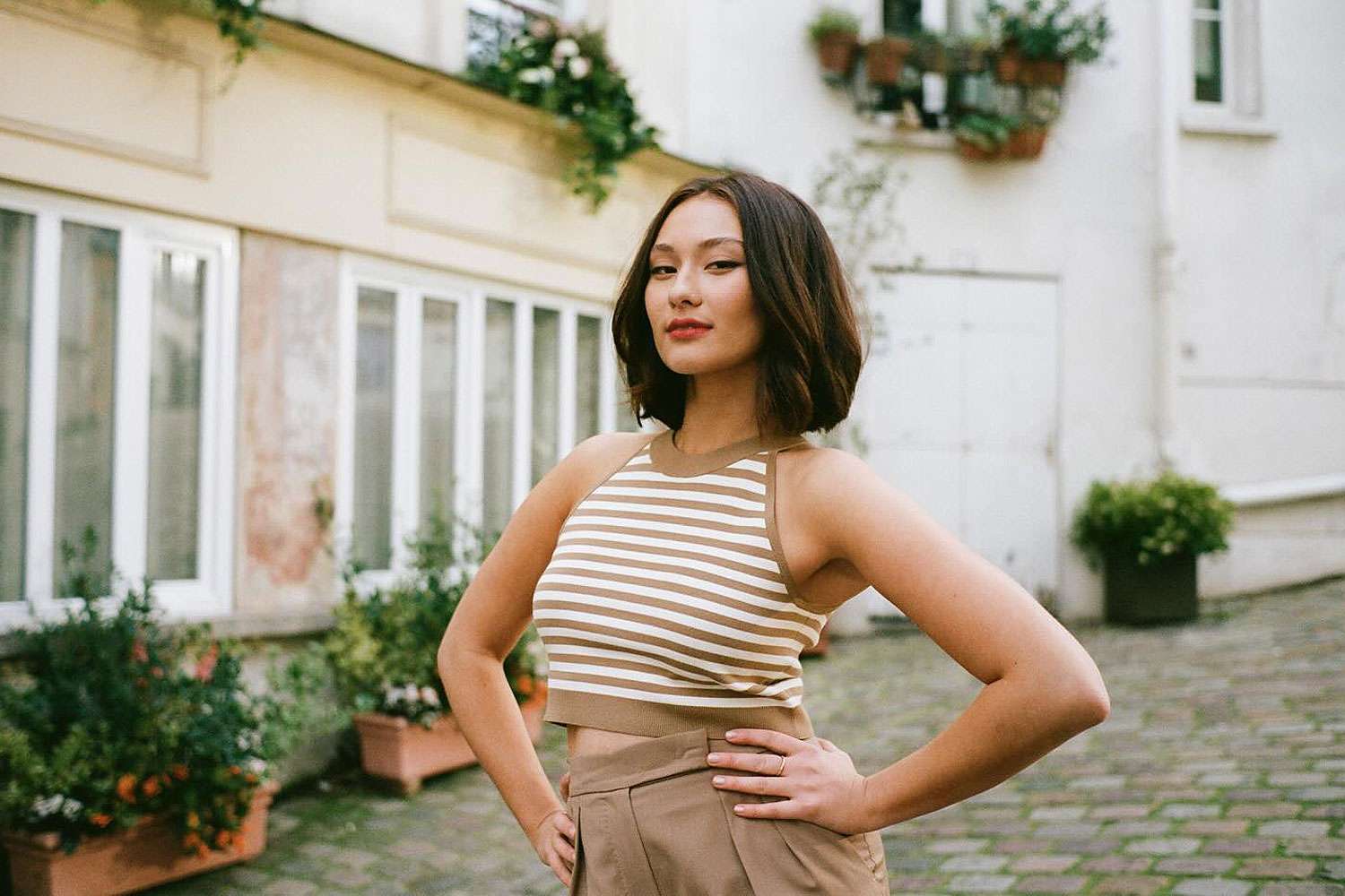 Lola Tung and Jenny Han Reveal the Secret Behind Belly's Bob Haircut in ...