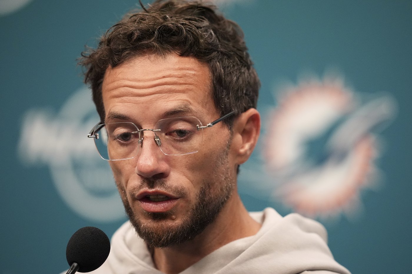 Mike McDaniel garde son sang-froid, malgré les déboires des Dolphins