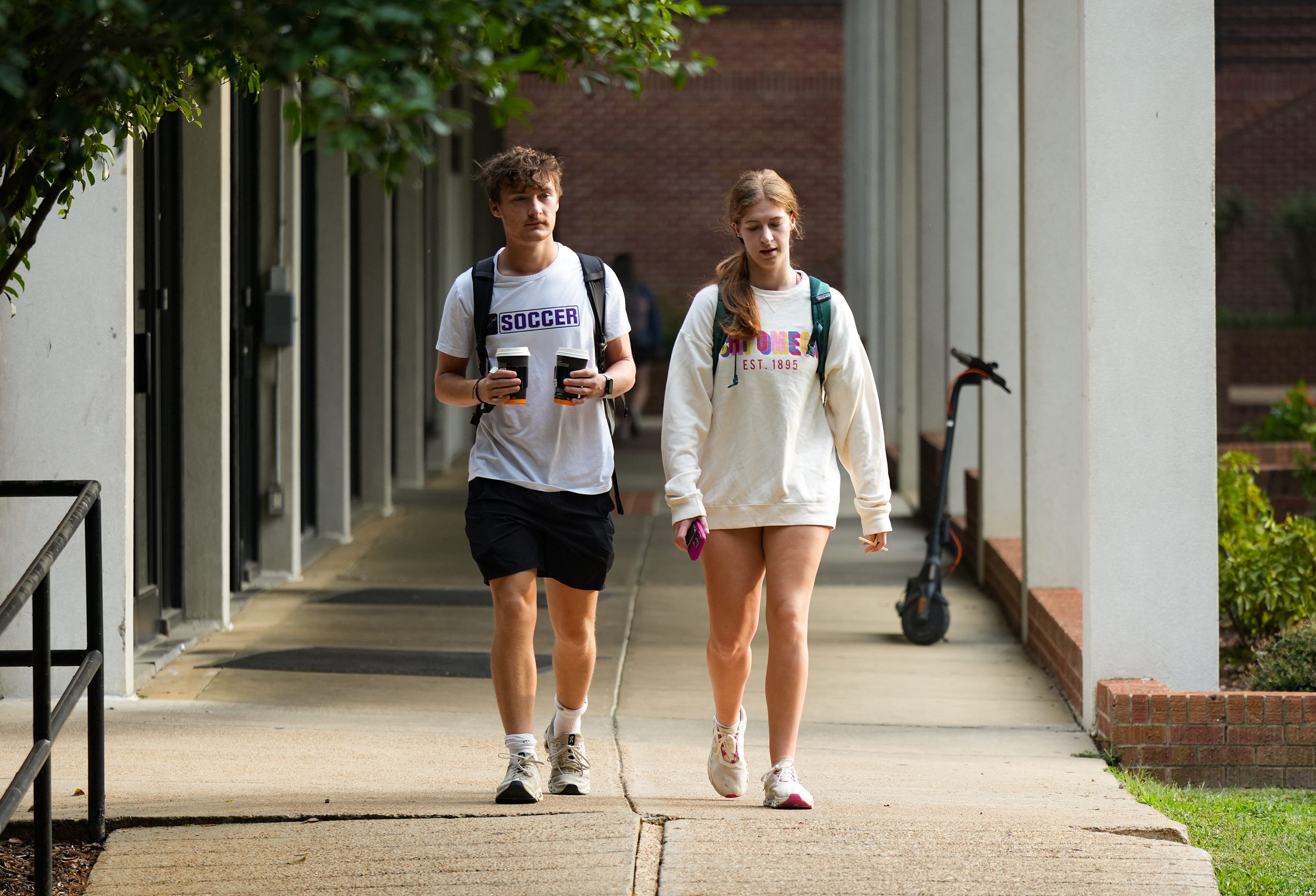 Poll Shows Gen Z Men Prioritize Kids, Women Value Independence