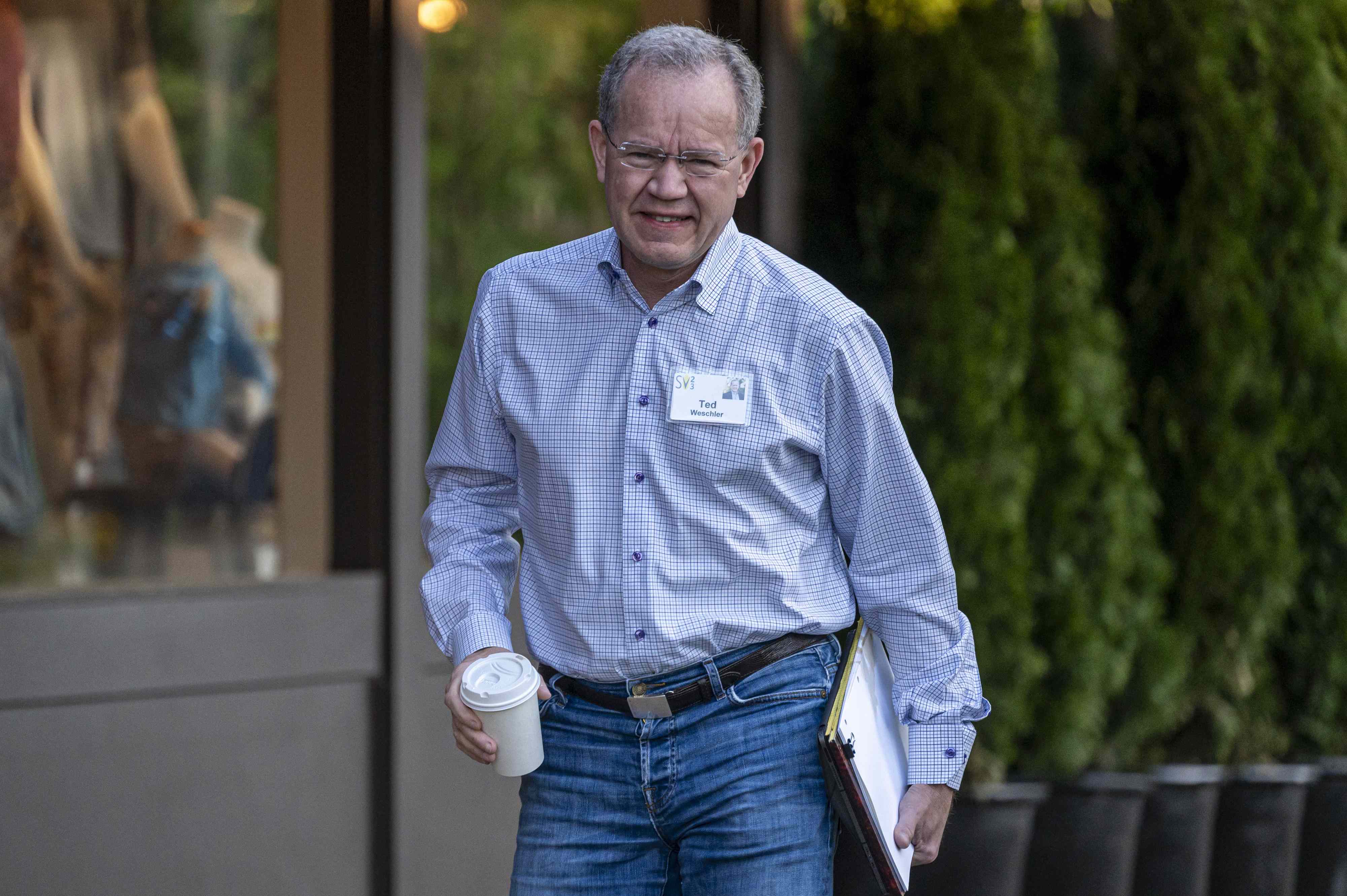 How Warren Buffett's Protégé Grew His IRA From $70k to $269M With One ...