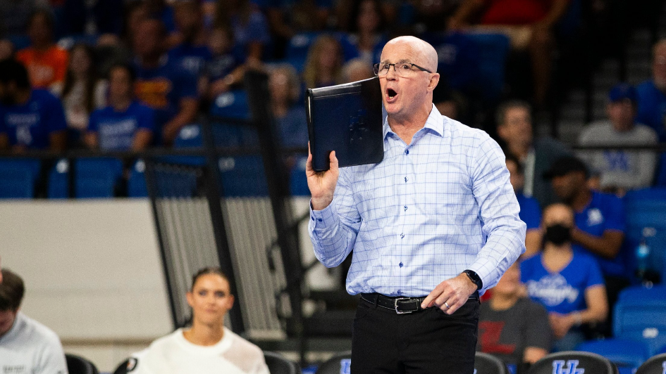 Kentucky volleyball coach Craig Skinner talks improvement for his 2025 team