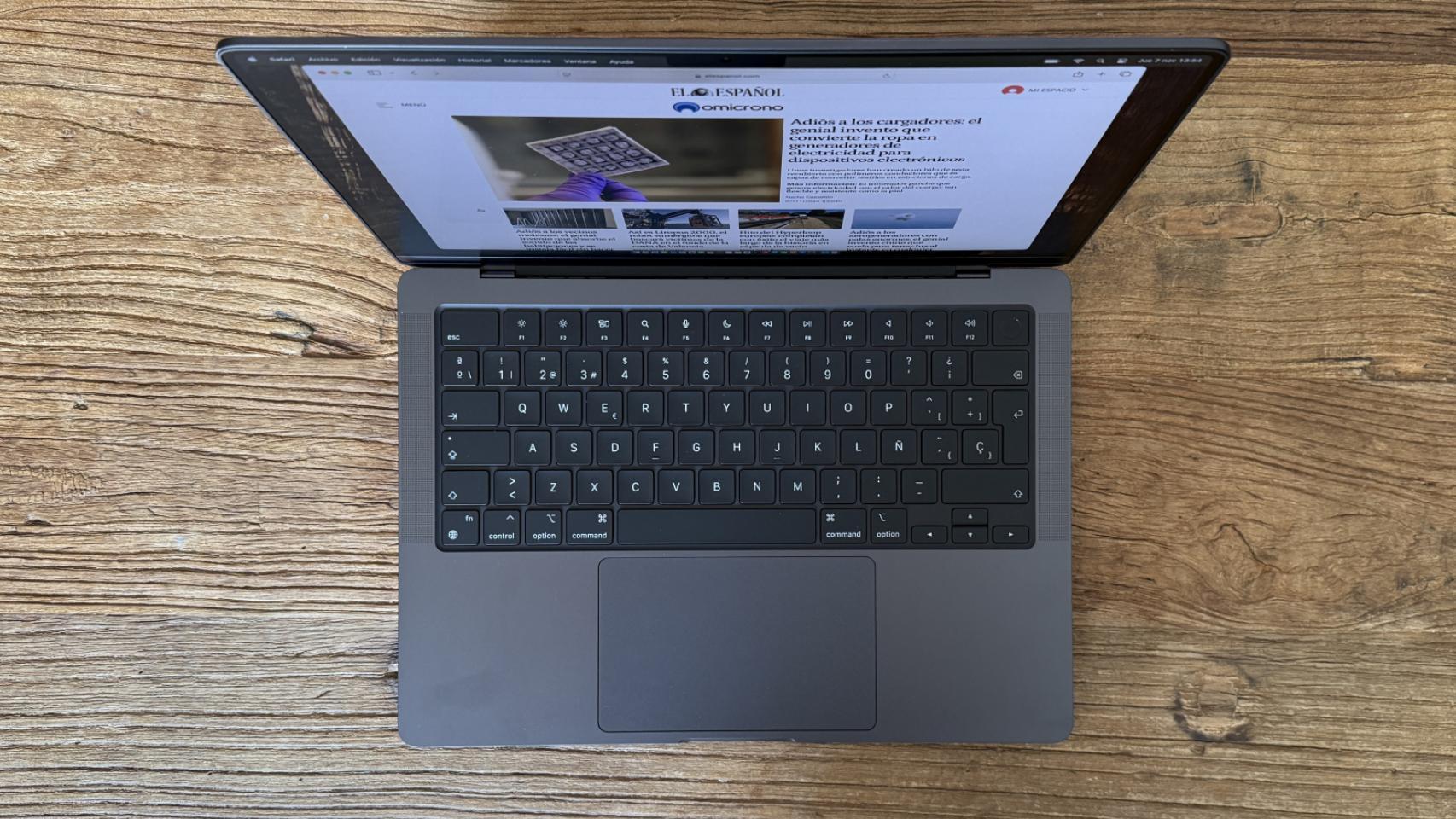 Los MacBook Pro 2026 cambiarán para siempre: incorporarían pantallas ...