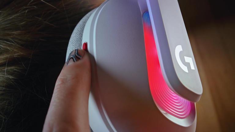 Logitech G reveals its new Astro A20 X wireless gaming headset ...